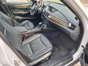 Balts BMW X1 2011 Jēkabpils, ar dzinēja tilpumu 2.00 L un nobraukumu 306 tūkst. km par 6900 €, foto 10 vietnē AUTOMOTO.COM.LV