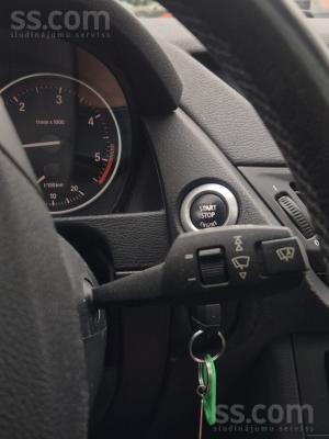 White BMW X1 2011 in Riga, with an engine capacity of 2.00 L and mileage of 293 thousand km for 6990 €, photo 17 on AUTOMOTO.COM.LV