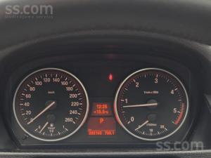 White BMW X1 2011 in Riga, with an engine capacity of 2.00 L and mileage of 293 thousand km for 6990 €, photo 18 on AUTOMOTO.COM.LV