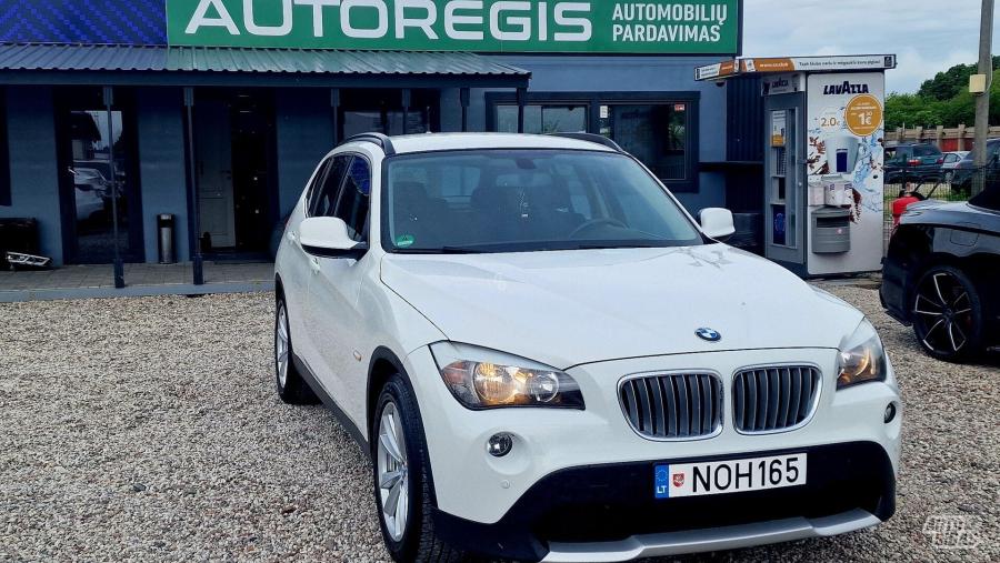 Balts BMW X1 2011 Kretinga, ar dzinēja tilpumu 2.00 L un nobraukumu 93 tūkst. km par 8599 €, foto 1 vietnē AUTOMOTO.COM.LV