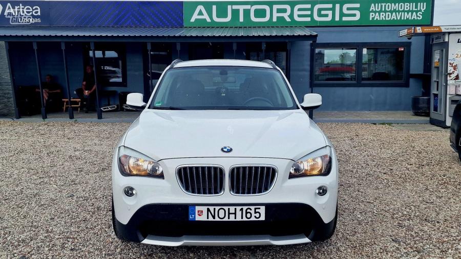 Balts BMW X1 2011 Kretinga, ar dzinēja tilpumu 2.00 L un nobraukumu 93 tūkst. km par 8599 €, foto 3 vietnē AUTOMOTO.COM.LV