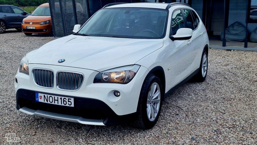 Balts BMW X1 2011 Kretinga, ar dzinēja tilpumu 2.00 L un nobraukumu 93 tūkst. km par 8599 €, foto 4 vietnē AUTOMOTO.COM.LV