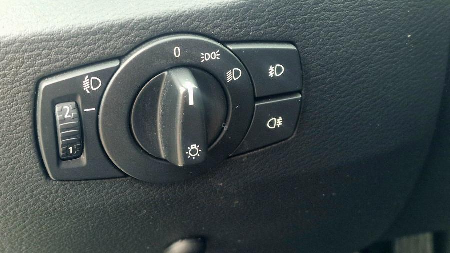 Balts BMW X1 2011 Kretinga, ar dzinēja tilpumu 2.00 L un nobraukumu 93 tūkst. km par 8599 €, foto 17 vietnē AUTOMOTO.COM.LV