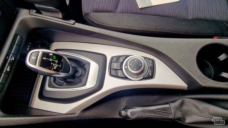 Balts BMW X1 2011 Kretinga, ar dzinēja tilpumu 2.00 L un nobraukumu 93 tūkst. km par 8599 €, foto 19 vietnē AUTOMOTO.COM.LV