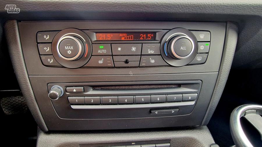 Balts BMW X1 2011 Kretinga, ar dzinēja tilpumu 2.00 L un nobraukumu 93 tūkst. km par 8599 €, foto 20 vietnē AUTOMOTO.COM.LV