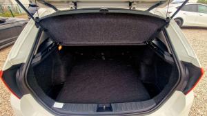 Balts BMW X1 2011 Kretinga, ar dzinēja tilpumu 2.00 L un nobraukumu 93 tūkst. km par 8599 €, foto 26 vietnē AUTOMOTO.COM.LV