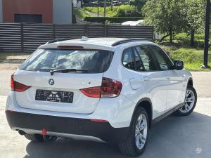 White BMW X1 2011 in Alytus, with an engine capacity of 2.00 L and mileage of 287 thousand km for 7850 €, photo 6 on AUTOMOTO.COM.LV
