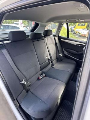 White BMW X1 2011 in Alytus, with an engine capacity of 2.00 L and mileage of 287 thousand km for 7850 €, photo 10 on AUTOMOTO.COM.LV