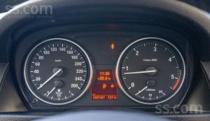 Balts BMW X1 2011 Rīga, ar dzinēja tilpumu 2.00 L un nobraukumu 293 tūkst. km par 6990 €, foto 23 vietnē AUTOMOTO.COM.LV