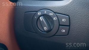 Balts BMW X1 2011 Rīga, ar dzinēja tilpumu 2.00 L un nobraukumu 293 tūkst. km par 6990 €, foto 26 vietnē AUTOMOTO.COM.LV