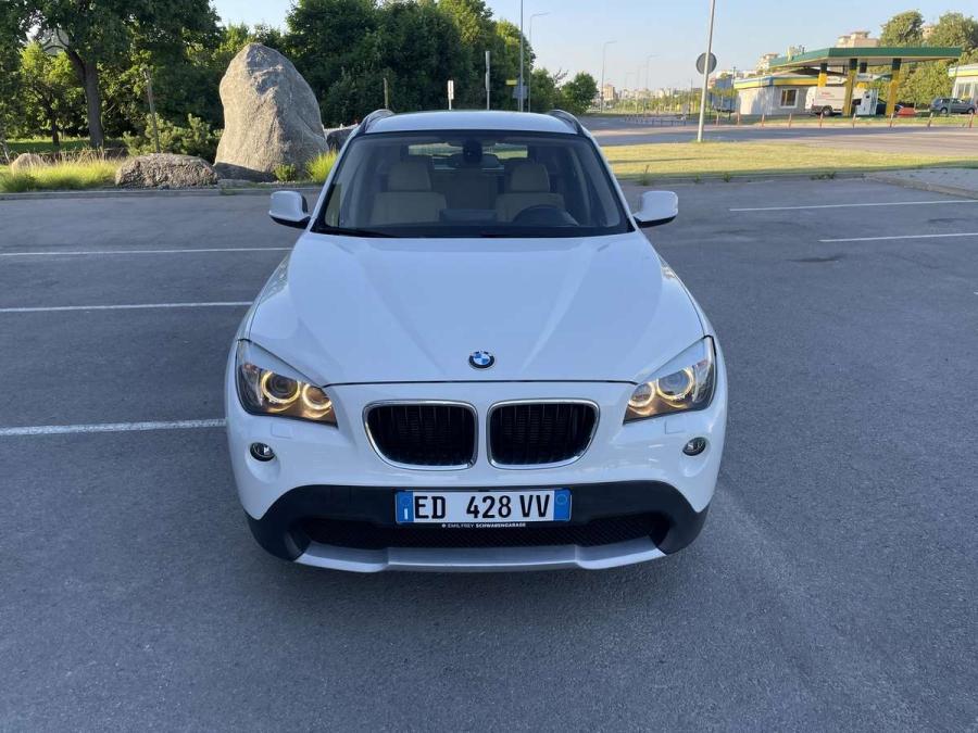 Balts BMW X1 2011 Kauņa, ar dzinēja tilpumu 2.00 L un nobraukumu 188 tūkst. km par 7490 €, foto 5 vietnē AUTOMOTO.COM.LV