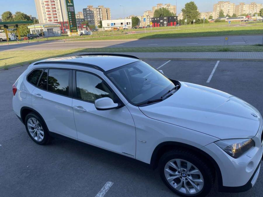 Balts BMW X1 2011 Kauņa, ar dzinēja tilpumu 2.00 L un nobraukumu 188 tūkst. km par 7490 €, foto 12 vietnē AUTOMOTO.COM.LV