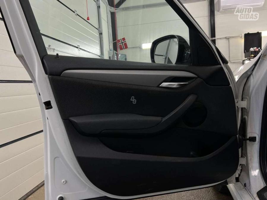 Balts BMW X1 2011 Aukštieji Rusokai, ar dzinēja tilpumu 2.00 L un nobraukumu 271 tūkst. km par 6800 €, foto 13 vietnē AUTOMOTO.COM.LV
