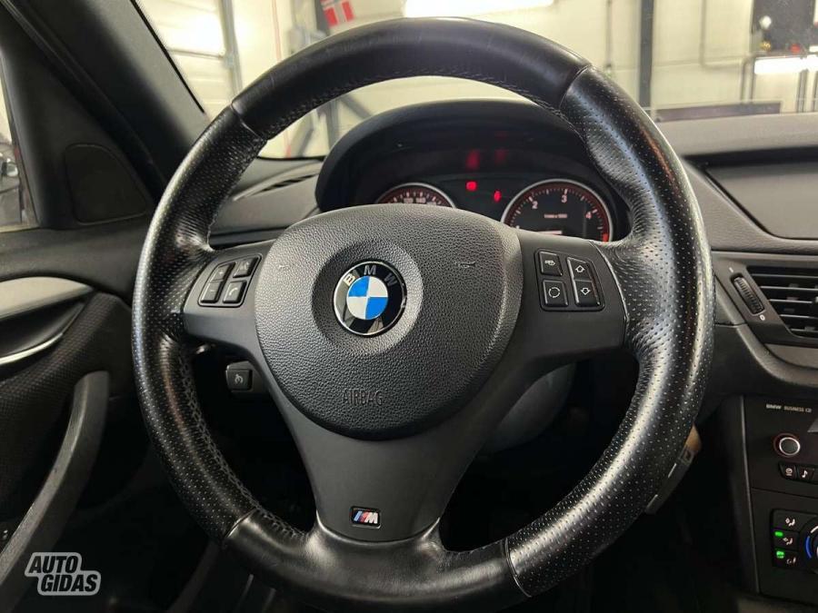 Balts BMW X1 2011 Aukštieji Rusokai, ar dzinēja tilpumu 2.00 L un nobraukumu 271 tūkst. km par 6800 €, foto 20 vietnē AUTOMOTO.COM.LV