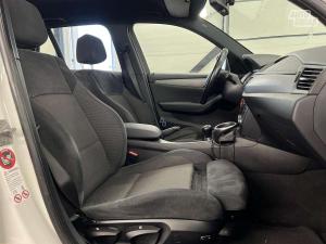 Balts BMW X1 2011 Aukštieji Rusokai, ar dzinēja tilpumu 2.00 L un nobraukumu 271 tūkst. km par 6800 €, foto 32 vietnē AUTOMOTO.COM.LV