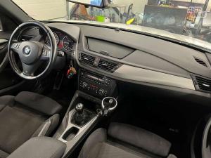 Balts BMW X1 2011 Aukštieji Rusokai, ar dzinēja tilpumu 2.00 L un nobraukumu 271 tūkst. km par 6800 €, foto 33 vietnē AUTOMOTO.COM.LV