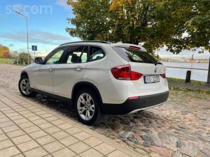 Balts BMW X1 2011 Rīga, ar dzinēja tilpumu 2.00 L un nobraukumu 242 tūkst. km par 4900 €, foto 7 vietnē AUTOMOTO.COM.LV