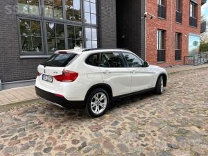 Balts BMW X1 2011 Rīga, ar dzinēja tilpumu 2.00 L un nobraukumu 242 tūkst. km par 4900 €, foto 12 vietnē AUTOMOTO.COM.LV