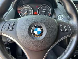 White BMW X1 2011 in Vilnius, with an engine capacity of 2.00 L and mileage of 294 thousand km for 5500 €, photo 28 on AUTOMOTO.COM.LV