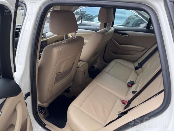 Balts BMW X1 2011 Rīga, ar dzinēja tilpumu 2.00 L un nobraukumu 190 tūkst. km par 8450 €, foto 3 vietnē AUTOMOTO.COM.LV