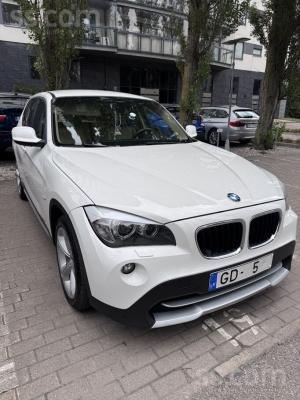 Balts BMW X1 2011 Rīga, ar dzinēja tilpumu 2.00 L un nobraukumu 190 tūkst. km par 8450 €, foto 5 vietnē AUTOMOTO.COM.LV