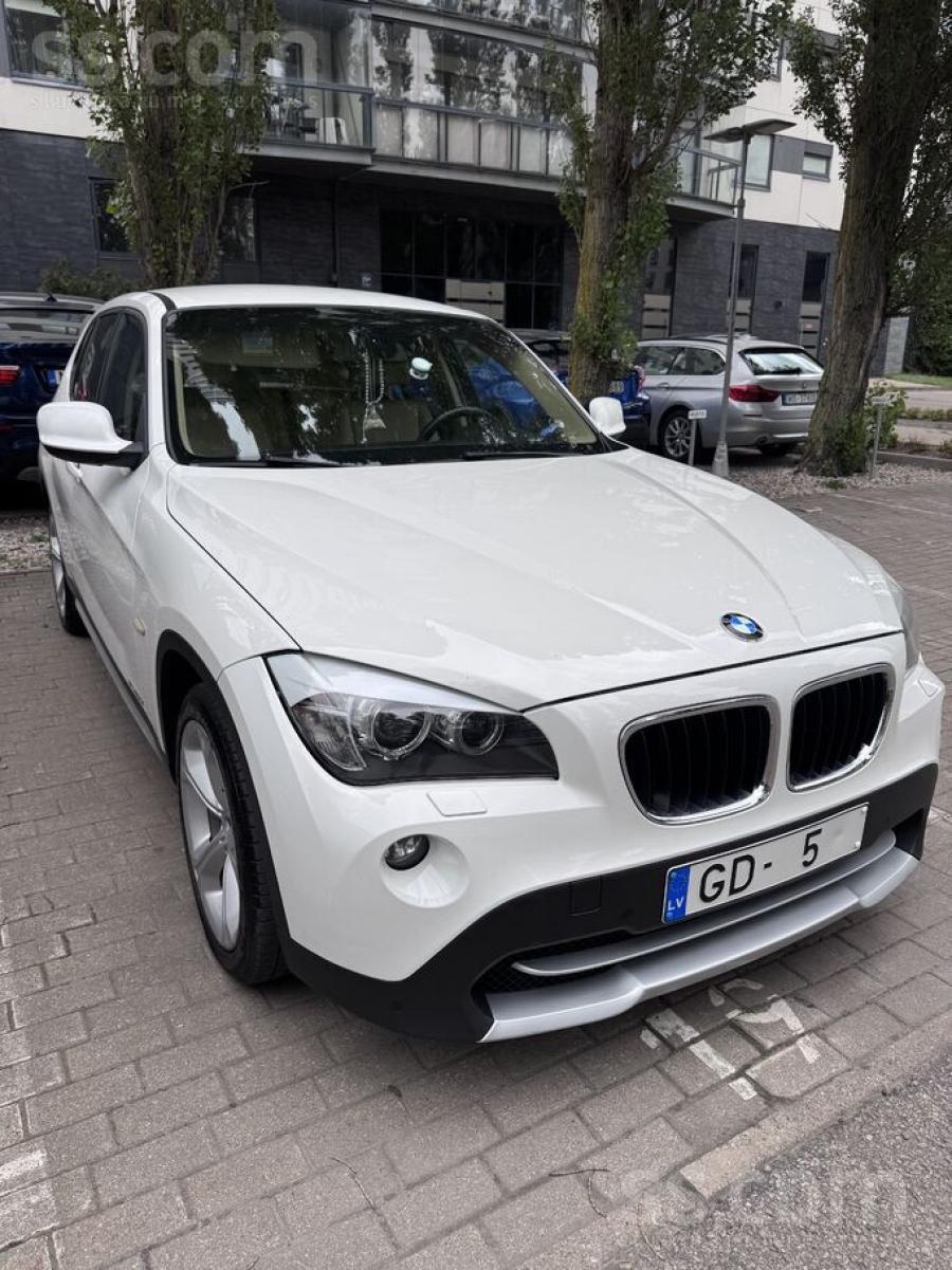Balts BMW X1 2011 Rīga, ar dzinēja tilpumu 2.00 L un nobraukumu 190 tūkst. km par 8450 €, foto 5 vietnē AUTOMOTO.COM.LV