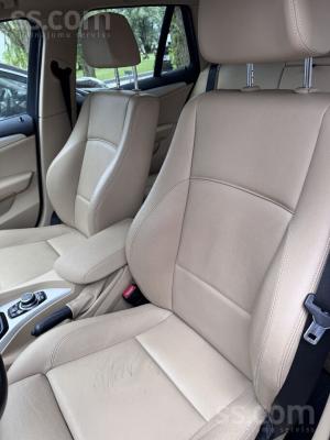 Balts BMW X1 2011 Rīga, ar dzinēja tilpumu 2.00 L un nobraukumu 190 tūkst. km par 8450 €, foto 6 vietnē AUTOMOTO.COM.LV
