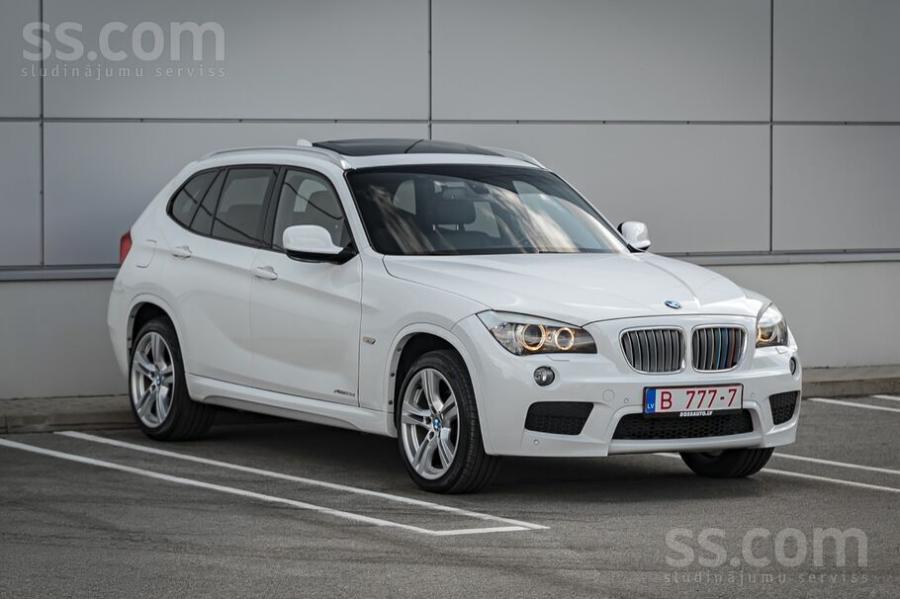 White BMW X1 2011 in Riga, with an engine capacity of 2.00 L and mileage of 243 thousand km for 9500 €, photo 4 on AUTOMOTO.COM.LV