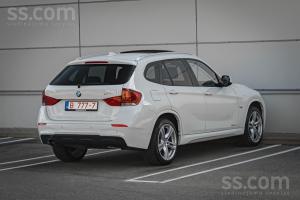White BMW X1 2011 in Riga, with an engine capacity of 2.00 L and mileage of 243 thousand km for 9500 €, photo 5 on AUTOMOTO.COM.LV