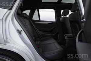 White BMW X1 2011 in Riga, with an engine capacity of 2.00 L and mileage of 243 thousand km for 9500 €, photo 14 on AUTOMOTO.COM.LV