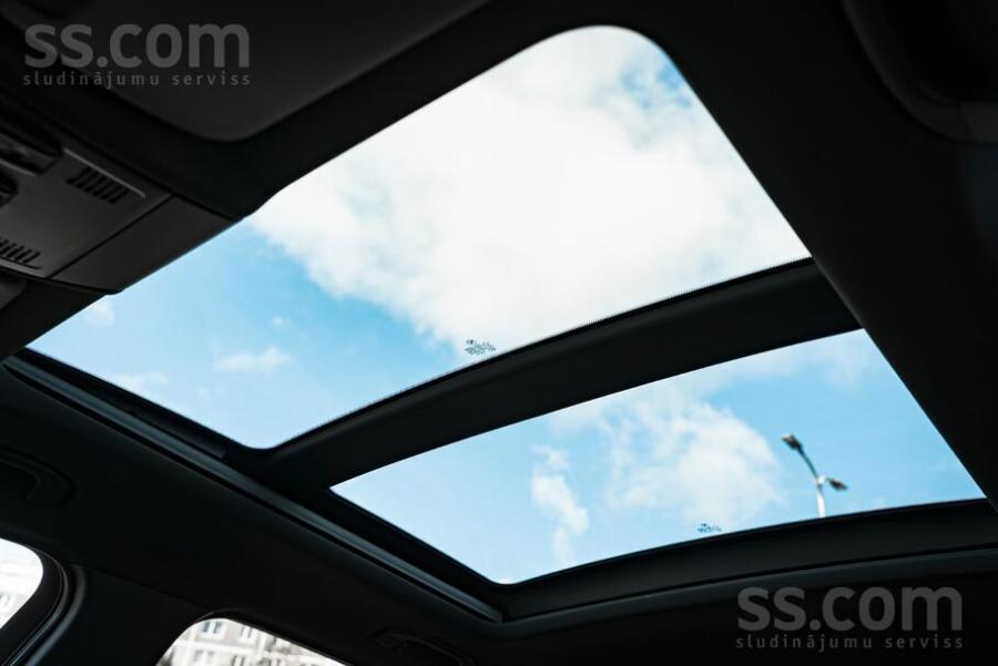 White BMW X1 2011 in Riga, with an engine capacity of 2.00 L and mileage of 243 thousand km for 9500 €, photo 16 on AUTOMOTO.COM.LV