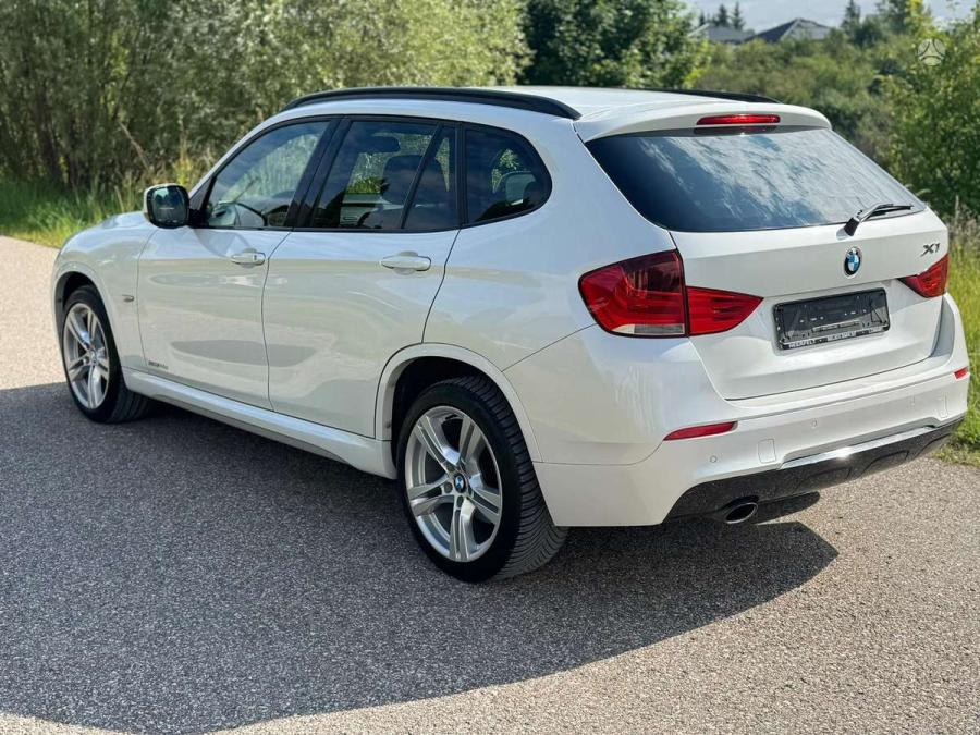 Balts BMW X1 2011 Utena, ar dzinēja tilpumu 2.00 L un nobraukumu 240 tūkst. km par 5990 €, foto 6 vietnē AUTOMOTO.COM.LV