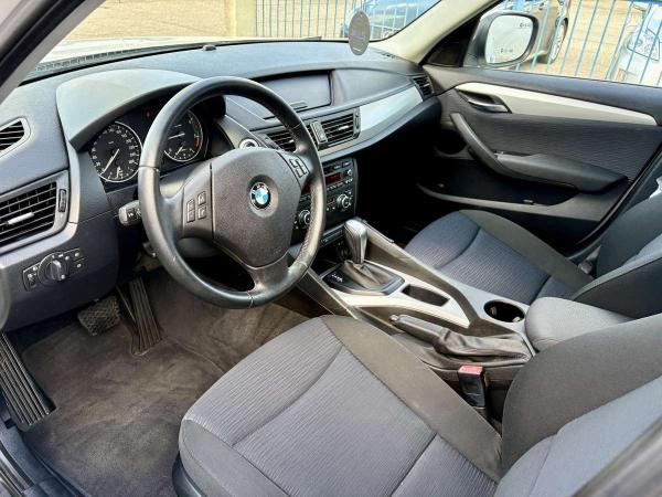 White BMW X1 2011 in Panevezys, with an engine capacity of 2.00 L and mileage of 201 thousand km for 5950 €, photo 11 on AUTOMOTO.COM.LV