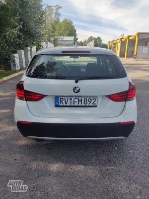 White BMW X1 2011 in Sakiai, with an engine capacity of 2.00 L and mileage of 265 thousand km for 5850 €, photo 3 on AUTOMOTO.COM.LV