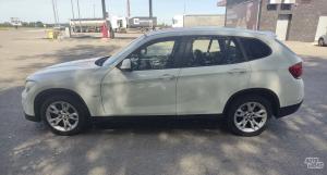 White BMW X1 2011 in Sakiai, with an engine capacity of 2.00 L and mileage of 265 thousand km for 5850 €, photo 6 on AUTOMOTO.COM.LV