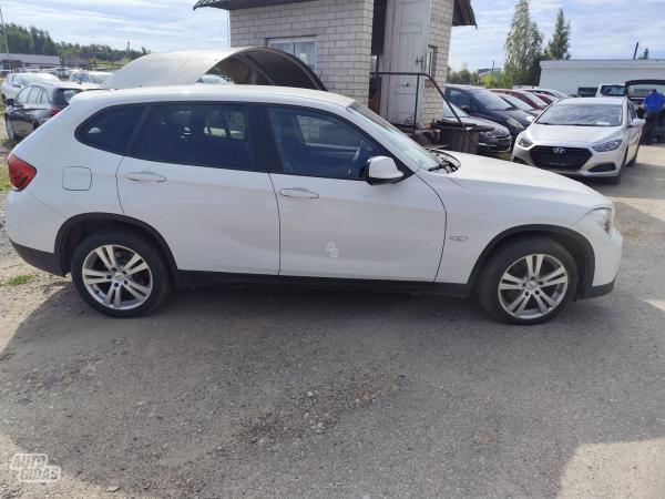 БМВ Х1 2011 в Утена на AUTOMOTO.COM.LV Белый БМВ Х1 2011 в Утена, объемом двигателя 2.00 л и пробегом 240 тыс. км за 5990 €, фото 10 на AUTOMOTO.COM.LV