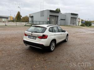 Balts BMW X1 2011 Ogre, ar dzinēja tilpumu 2.00 L un nobraukumu 133 tūkst. km par 8699 €, foto 6 vietnē AUTOMOTO.COM.LV