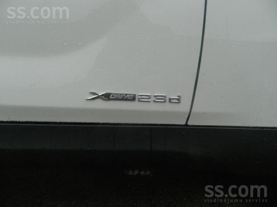 Balts BMW X1 2011 Ogre, ar dzinēja tilpumu 2.00 L un nobraukumu 133 tūkst. km par 8699 €, foto 33 vietnē AUTOMOTO.COM.LV