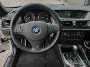 Balts BMW X1 2011 Liepāja, ar dzinēja tilpumu 2.00 L un nobraukumu 292 tūkst. km par 7600 €, foto 19 vietnē AUTOMOTO.COM.LV