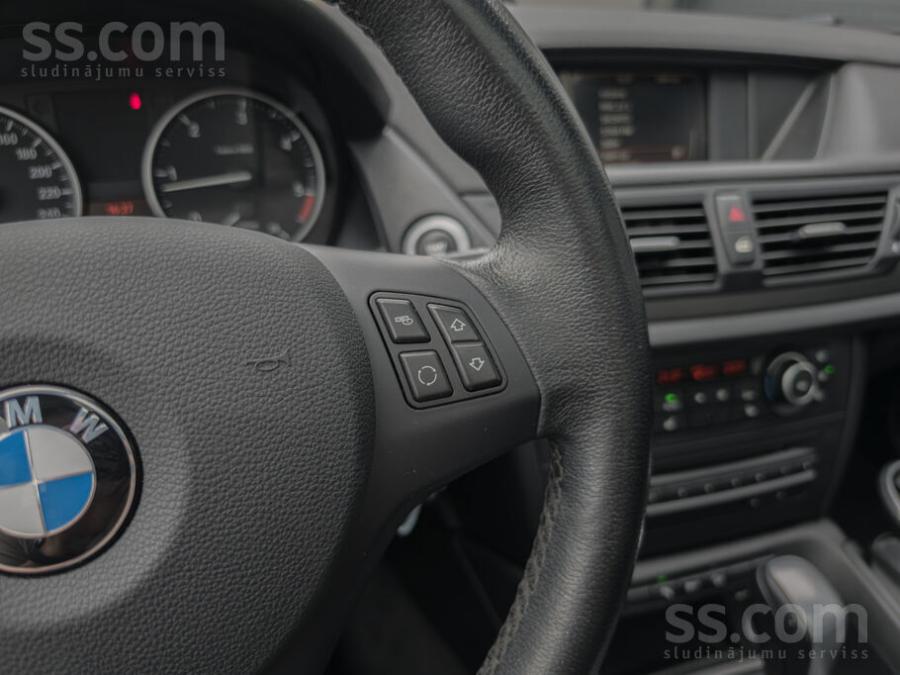 Balts BMW X1 2011 Liepāja, ar dzinēja tilpumu 2.00 L un nobraukumu 292 tūkst. km par 7600 €, foto 21 vietnē AUTOMOTO.COM.LV