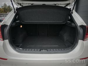 Balts BMW X1 2011 Liepāja, ar dzinēja tilpumu 2.00 L un nobraukumu 292 tūkst. km par 7600 €, foto 26 vietnē AUTOMOTO.COM.LV