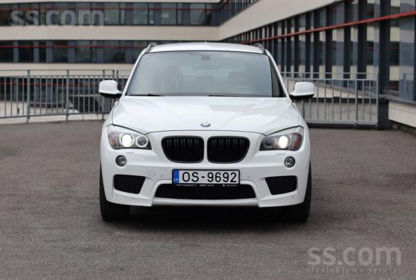 Balts BMW X1 2011 Rīga, ar dzinēja tilpumu 2.00 L un nobraukumu 241 tūkst. km par 7980 €, foto 3 vietnē AUTOMOTO.COM.LV