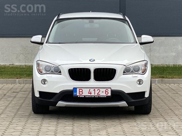 White BMW X1 2012 in Riga, with an engine capacity of 2.00 L and mileage of 0 thousand km for 8490 €, photo 8 on AUTOMOTO.COM.LV