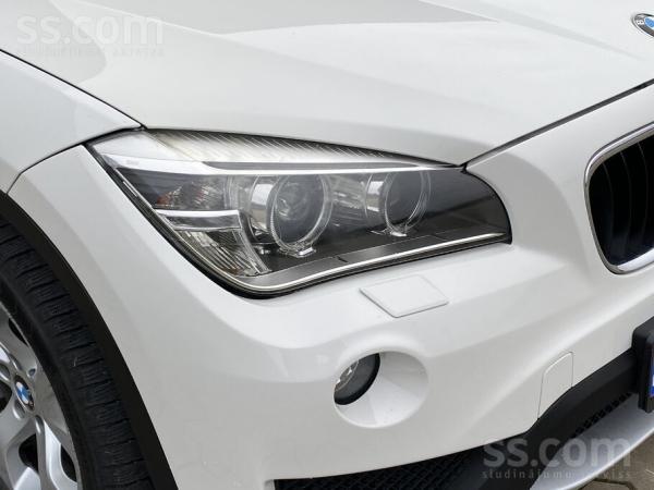 White BMW X1 2012 in Riga, with an engine capacity of 2.00 L and mileage of 0 thousand km for 8490 €, photo 10 on AUTOMOTO.COM.LV
