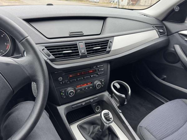 Balts BMW X1 2012 Panevēža, ar dzinēja tilpumu 2.00 L un nobraukumu 258 tūkst. km par 4900 €, foto 7 vietnē AUTOMOTO.COM.LV