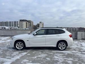 White BMW X1 2012 in Vilnius, with an engine capacity of 2.00 L and mileage of 164 thousand km for 6500 €, photo 2 on AUTOMOTO.COM.LV