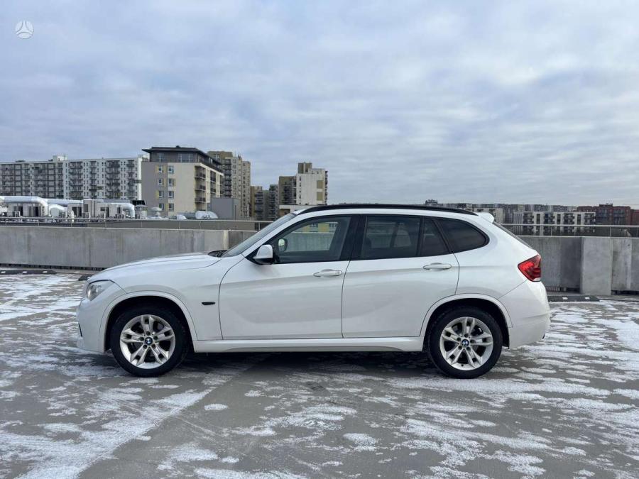 White BMW X1 2012 in Vilnius, with an engine capacity of 2.00 L and mileage of 164 thousand km for 6500 €, photo 2 on AUTOMOTO.COM.LV
