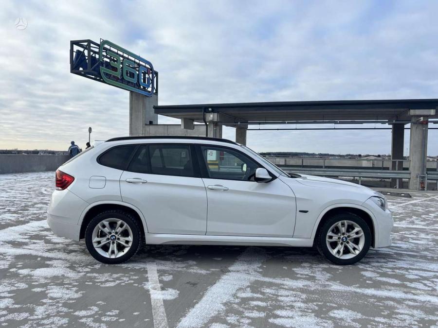 White BMW X1 2012 in Vilnius, with an engine capacity of 2.00 L and mileage of 164 thousand km for 6500 €, photo 6 on AUTOMOTO.COM.LV