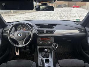 White BMW X1 2012 in Vilnius, with an engine capacity of 2.00 L and mileage of 164 thousand km for 6500 €, photo 10 on AUTOMOTO.COM.LV