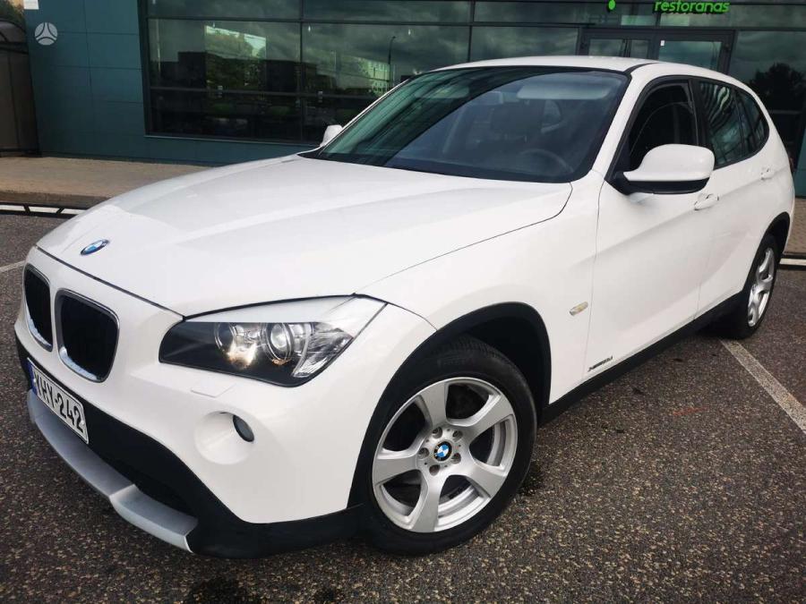 White BMW X1 2012 in Vilnius, with an engine capacity of 2.00 L and mileage of 88 thousand km for 8600 €, photo 3 on AUTOMOTO.COM.LV
